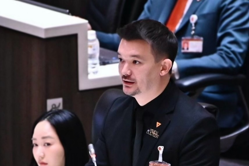 “ภัทรพงษ์” อภิปรายไม่ไว้วางใจ "แพทองธาร" ชี้ไร้ภาวะผู้นำ ปล่อยฝุ่น PM2.5 ถล่มประเทศ - Lanner