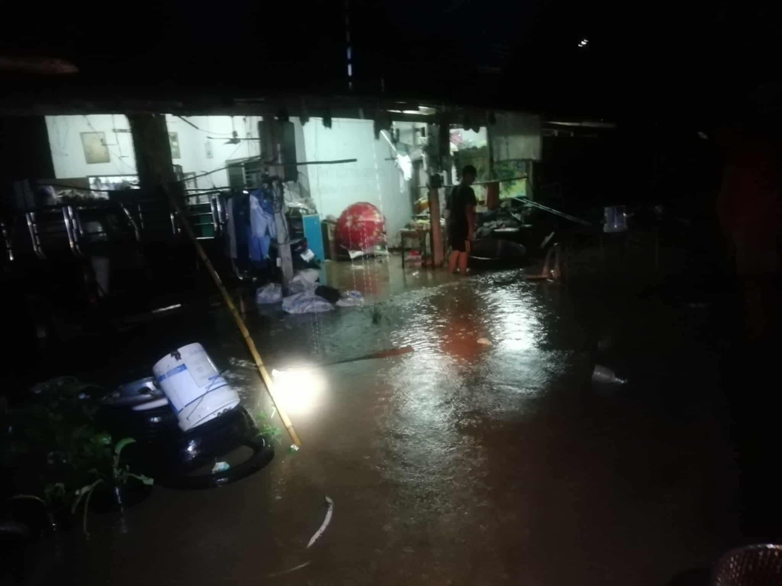 ประมวลน้ำท่วมภาคเหนือ 30 ก.ย. 2568 แม่ฮ่องสอน–อุตรดิตถ์ น้ำป่าหลาก-ท่วมฉับพลัน หลายจังหวัดยัง ...