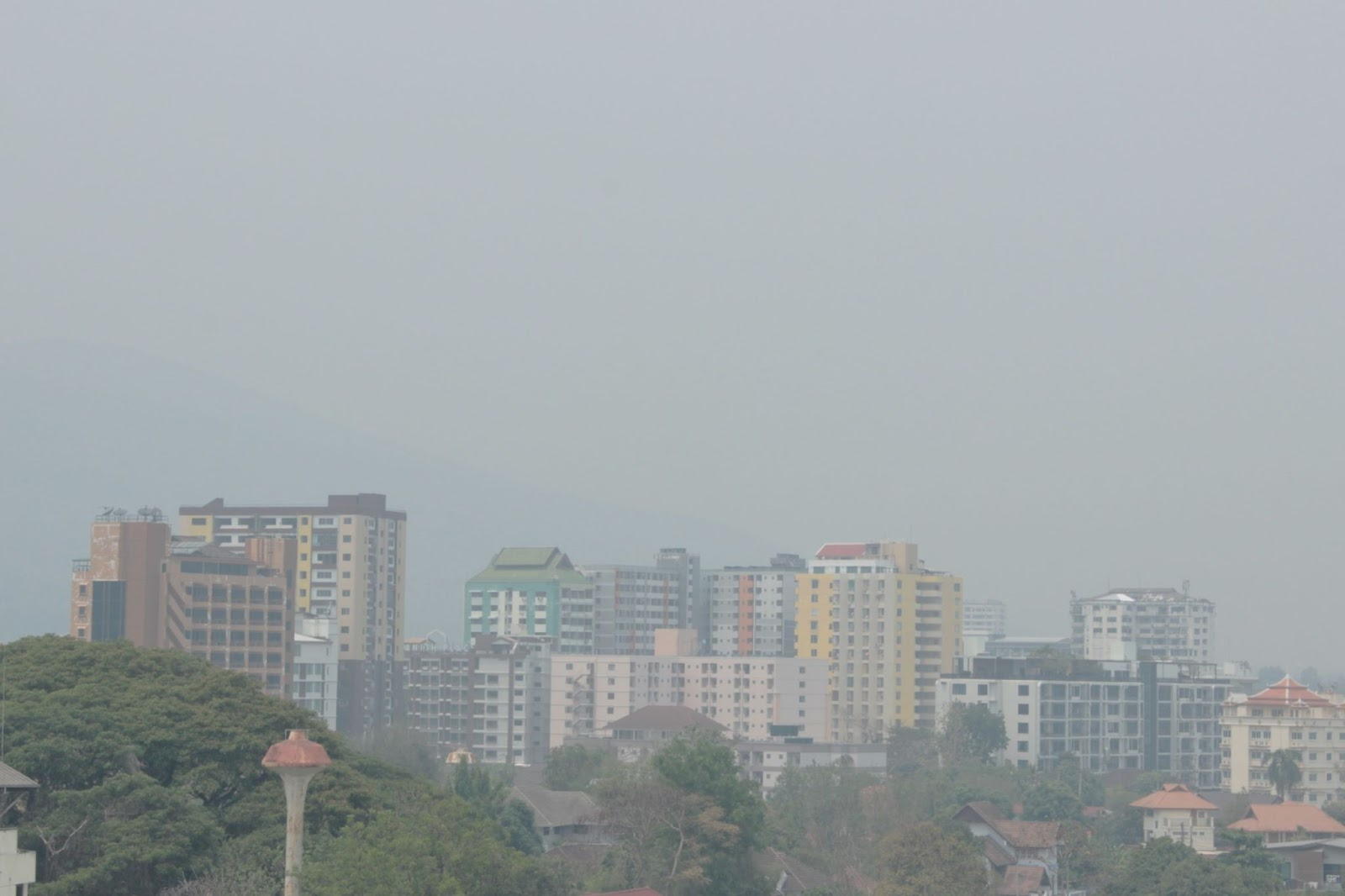 พ่อหมอกฤตไท ร้องหยุดดองร่าง พ.ร.บ.อากาศสะอาด ด้านสภาลมหายใจ เเถลงไม่ควร ...